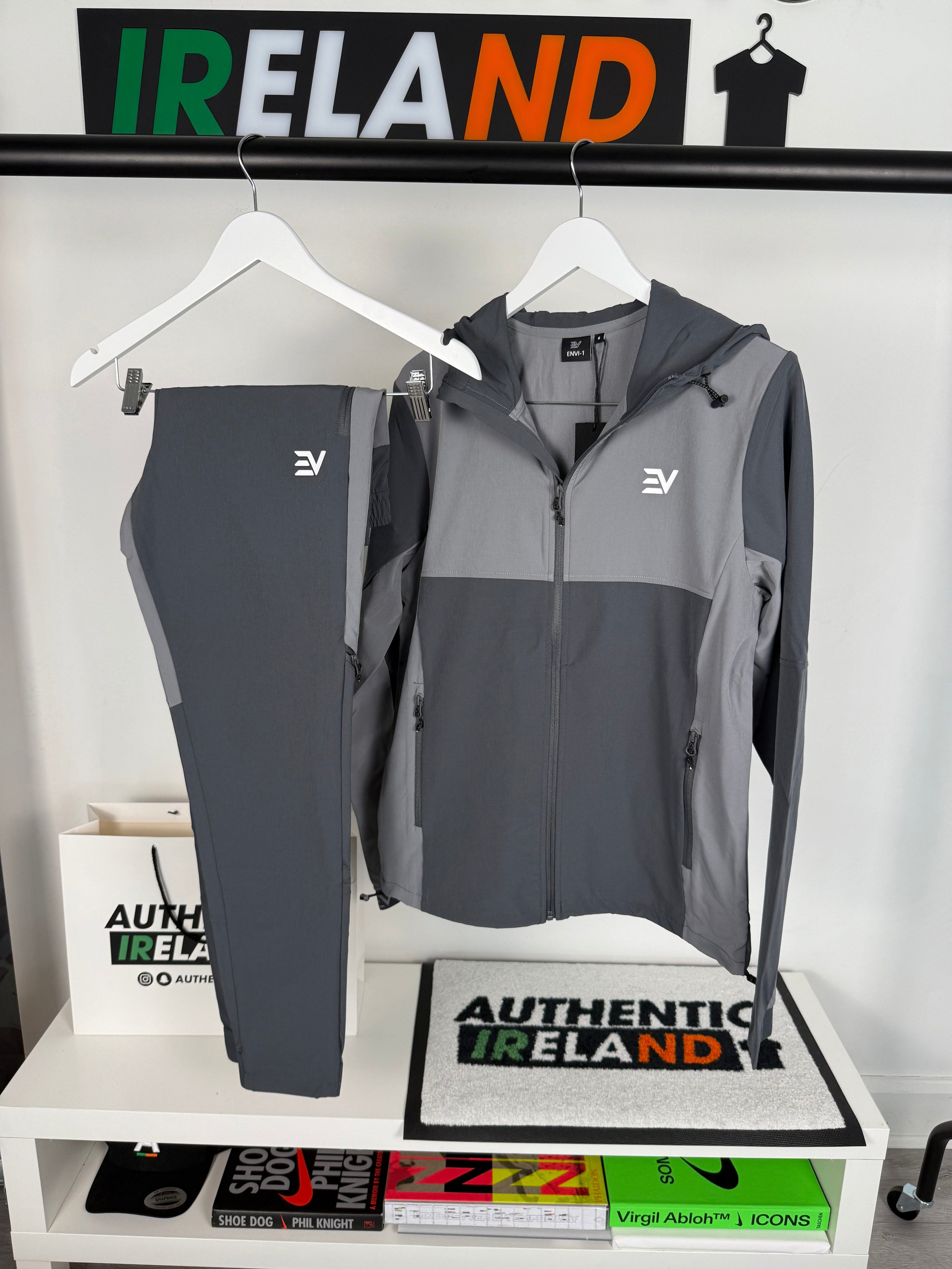 ENVI DYNAMIC TRACKSUIT SET - GREY/WHITE – Authentic Ireland