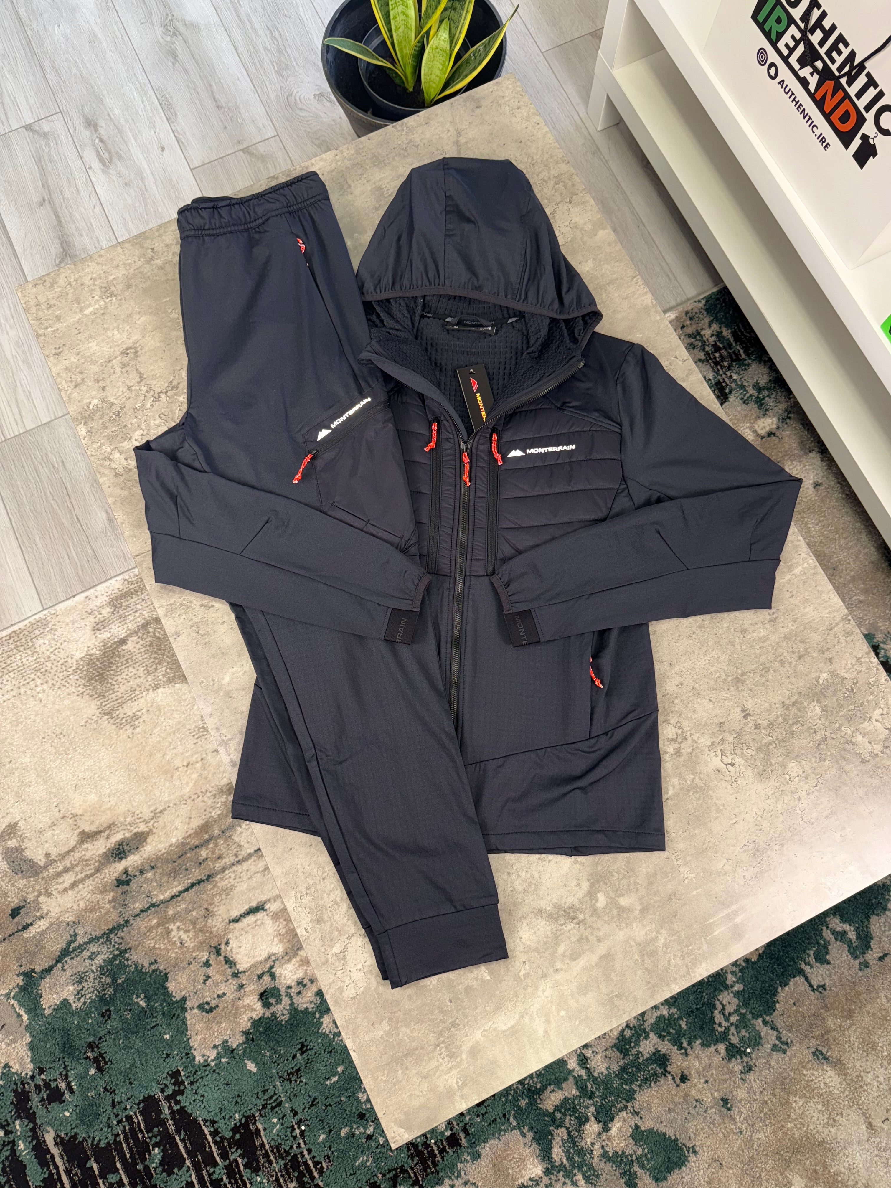 MONTERRAIN HYBRID DINAR 3.0 TRACKSUIT - BLACK/RED – Authentic Ireland