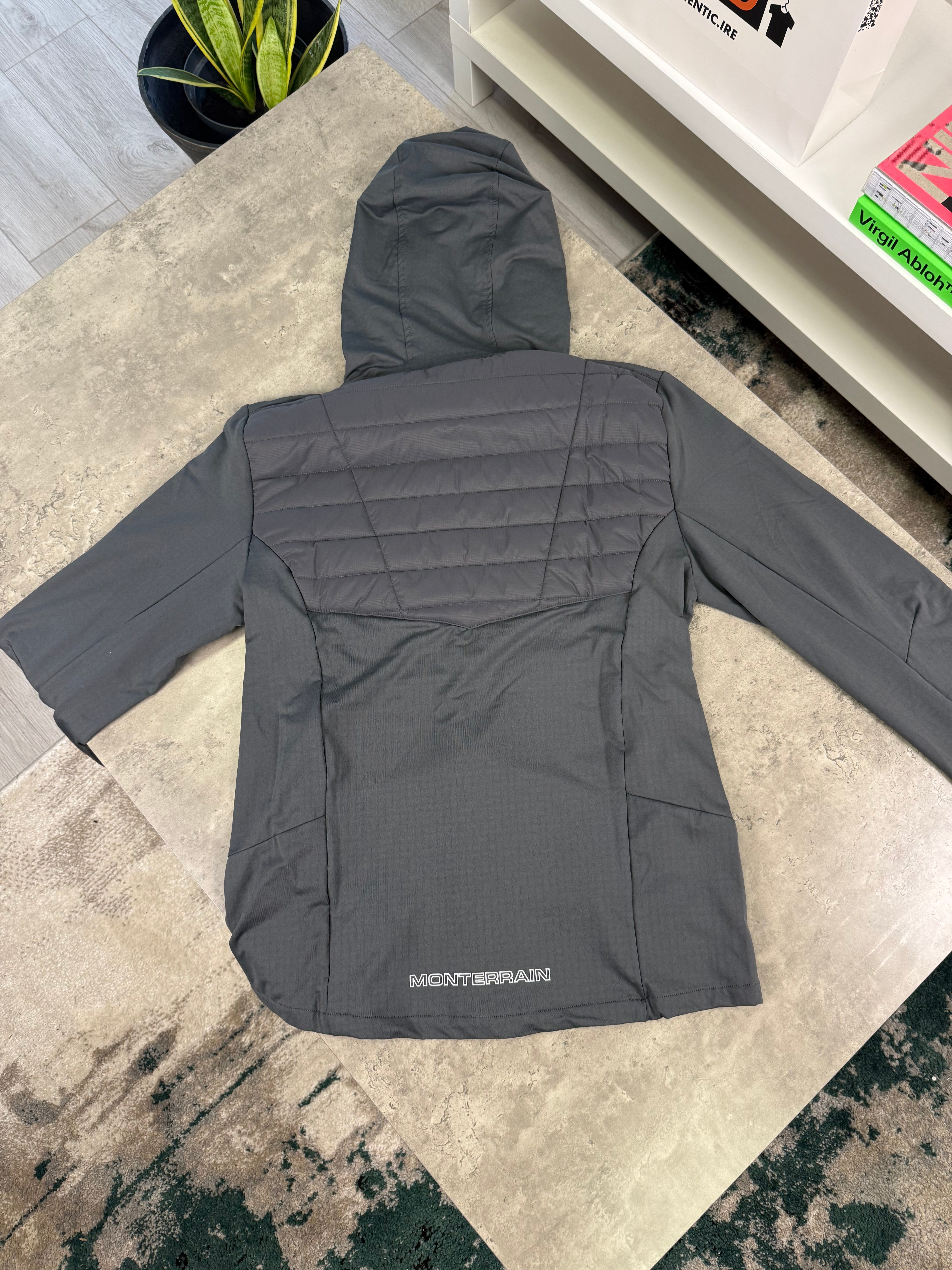 MONTERRAIN HYBRID DINAR 3.0 TRACKSUIT - GREY/BLUE – Authentic Ireland
